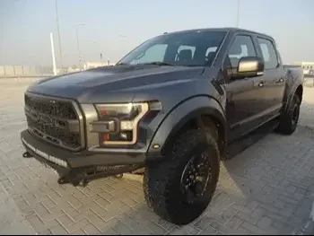 Ford Raptor Gray 2017 For Sale in Qatar