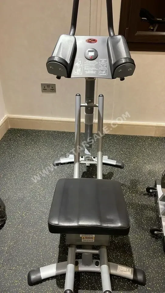 Gym Equipment Machines - Abdominal Crunch - Black For Sale in Qatar