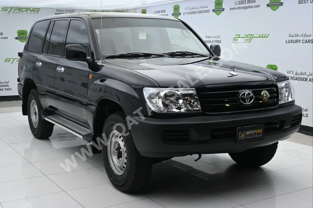Toyota Land Cruiser G Black 2007 For Sale in Qatar