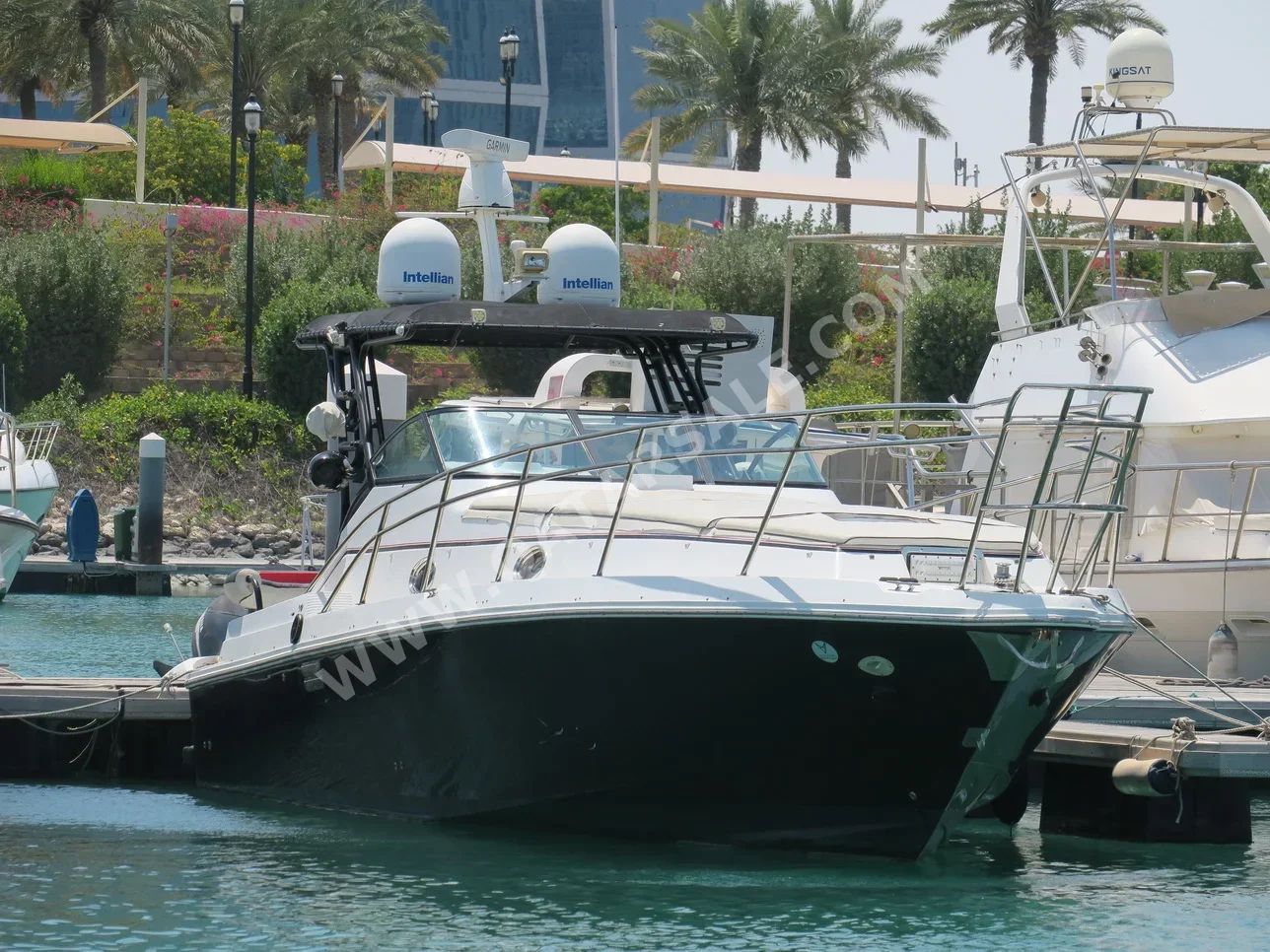 Al Dhaen Bahrain Yamaha White & Black 2006 Radar Flashlights Fish ...