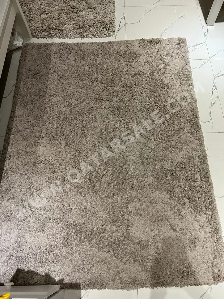 Rugs IKEA Gray For Sale in Qatar