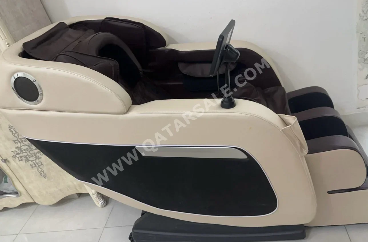 Massage Devices - Massage Chair With Delivery For Sale in Qatar