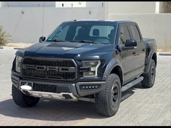 Ford Raptor SVT Black 2017 For Sale in Qatar