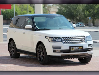 Land Rover Range Rover Vogue Super charged White 2013 For Sale in Qatar
