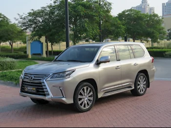 Lexus LX 570 Gray 2016 For Sale in Qatar