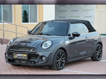 Mini Cooper S Gray 2021 For Sale in Qatar
