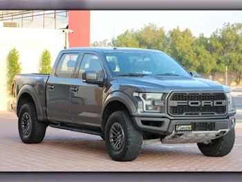 Ford Raptor Gray 2020 For Sale in Qatar