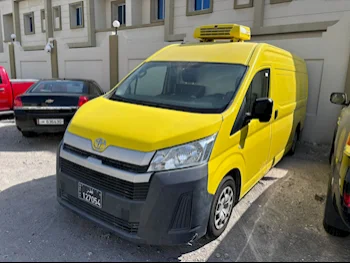 Toyota Hiace Yellow 2021 For Sale in Qatar