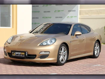 Porsche Panamera Gold 2011 For Sale in Qatar
