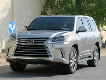 Lexus LX 570 Silver 2016 For Sale in Qatar