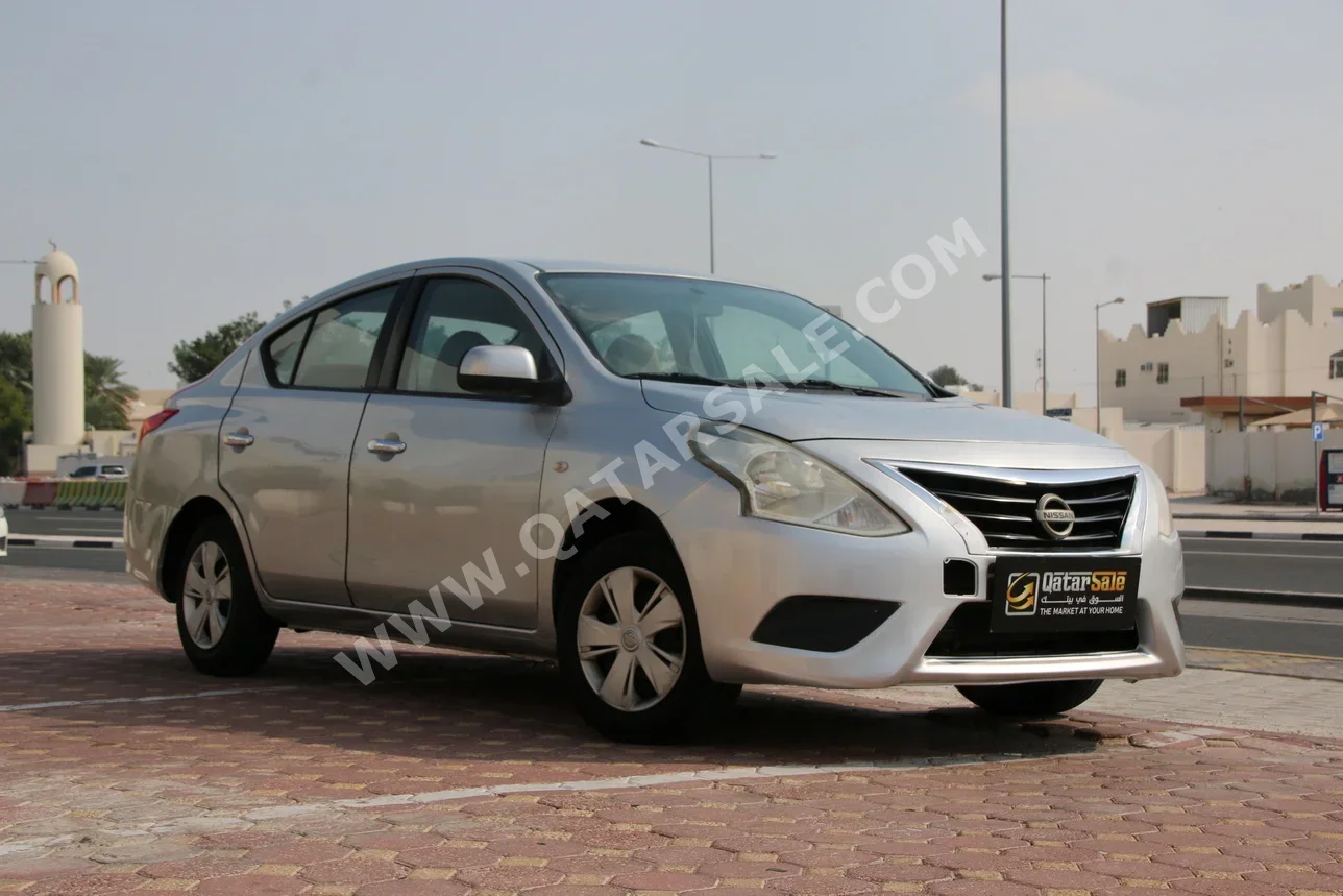 Nissan Sunny Silver 2015 For Sale in Qatar