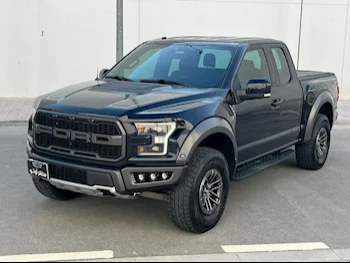 Ford Raptor SVT Gray 2020 For Sale in Qatar