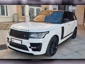 Land Rover Range Rover Vogue SE Super charged White 2015 For Sale in Qatar