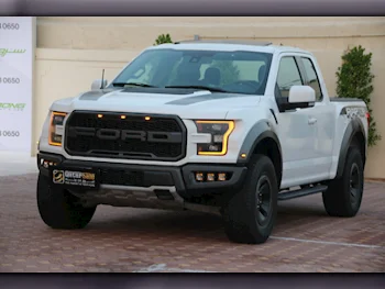 Ford Raptor White 2017 For Sale in Qatar