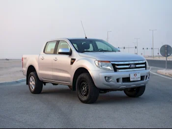Ford Ranger XLT Silver 2015 For Sale in Qatar