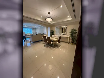 2 Bedrooms Hotel Apartment in Doha - The Pearl For Rent in Qatar