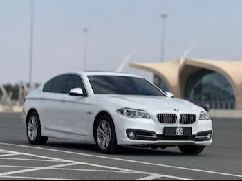 BMW 5-Series 520i White 2014 For Sale in Qatar