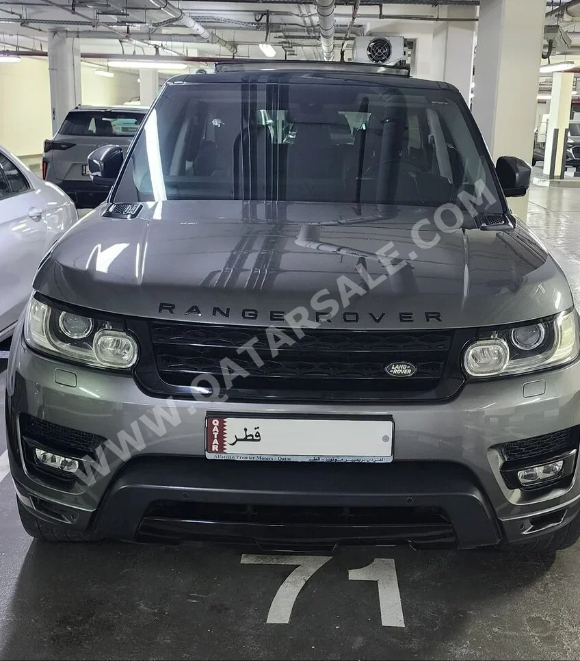 Land Rover Range Rover Sport HSE Gray 2014 For Sale in Qatar