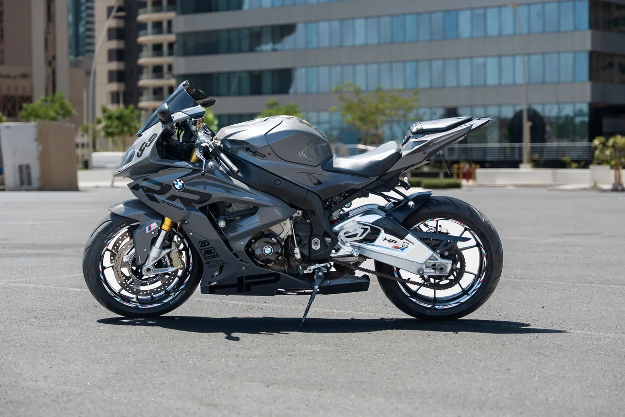 BMW S1000 RR - 2015 - Color Gray Sportbike For Sale in Qatar