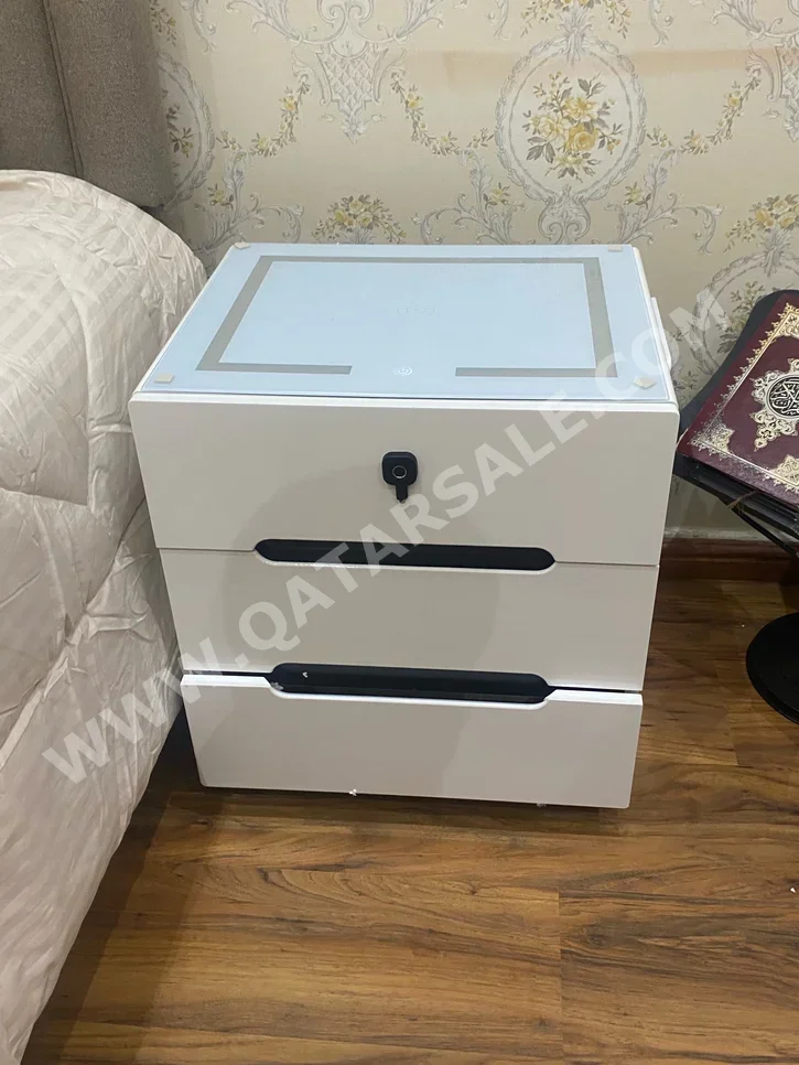 Drawer Units 3 Metal White / Dressers(Horizontal) China 2022 With ...