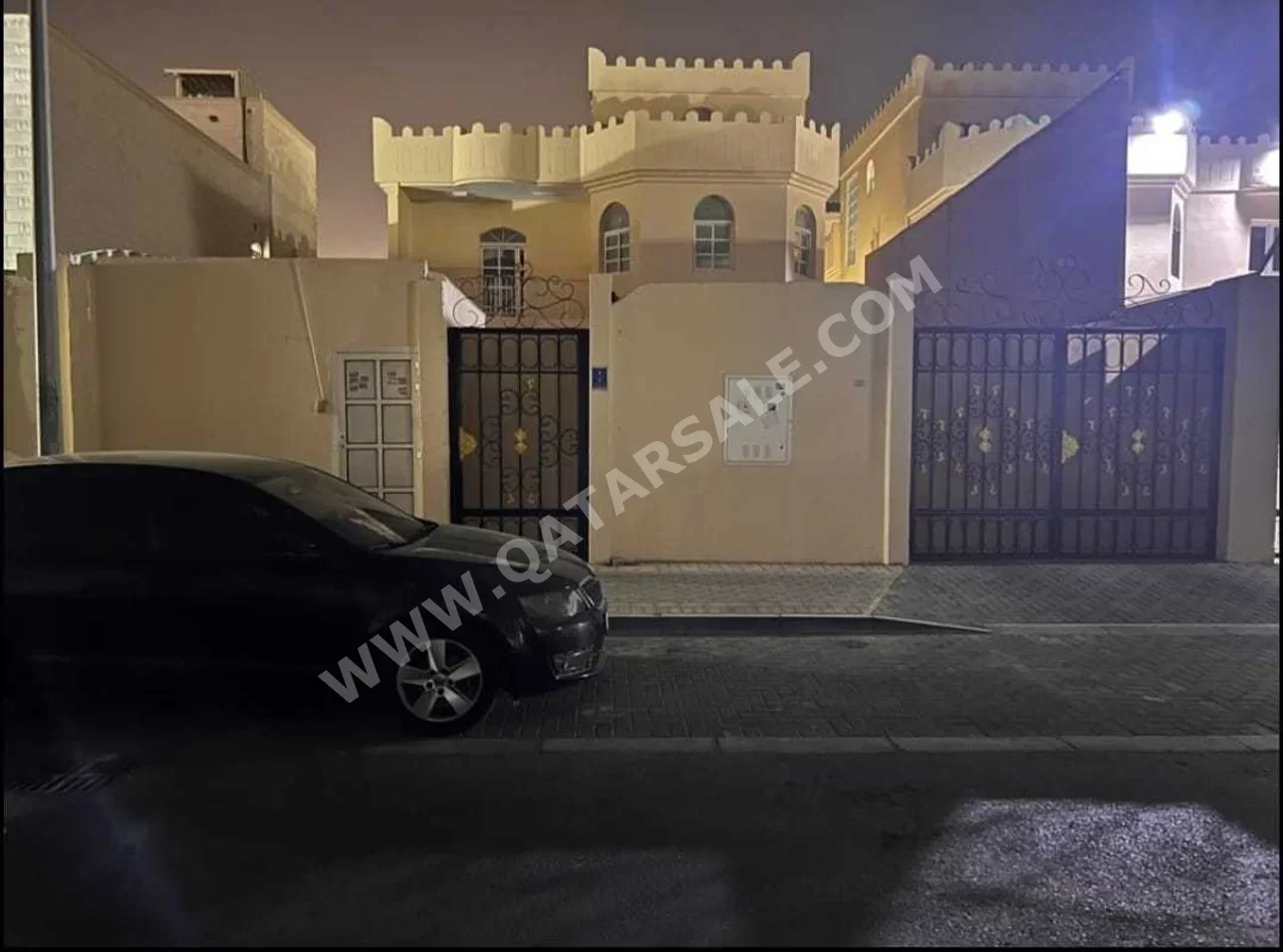 Villas - 6 Bedrooms Family Residential - Al Rayyan - Bu Sidra For Rent in Qatar