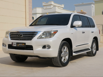 Lexus LX 570 White 2009 For Sale in Qatar
