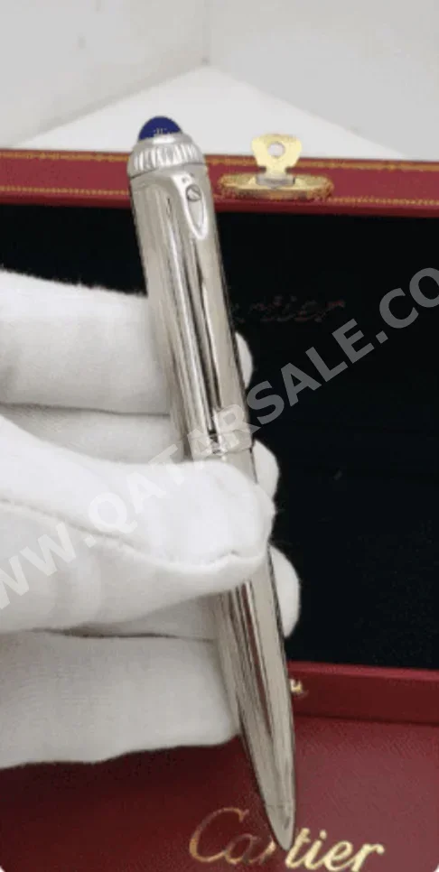 Pen Cartier Blue Fountain Pen For Sale in Qatar