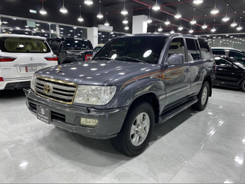 Toyota Land Cruiser GXR Gray 2007 For Sale in Qatar