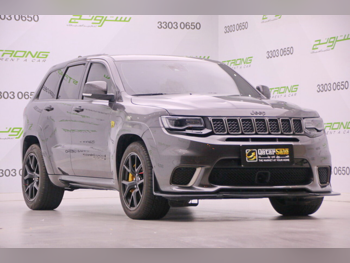 Jeep Grand Cherokee TrackHawk Gray 2021 For Sale in Qatar