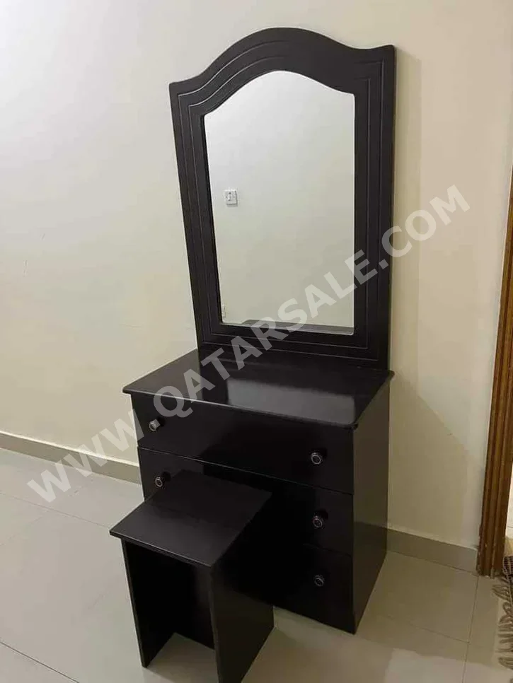 Wardrobes & Dressers - Dressing Table, Mirror, Chair & 2 Shelving Units ...
