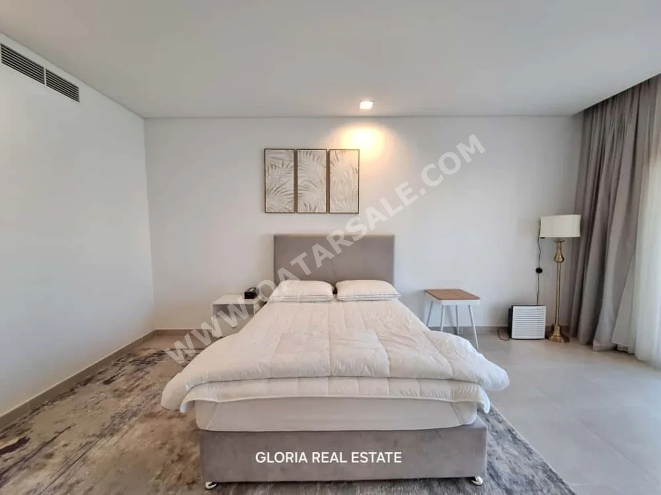 1 Bedrooms Apartment in Doha - The Pearl For Sale in Qatar