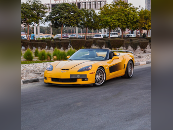 Chevrolet Corvette C6 Yellow 2005 For Sale in Qatar