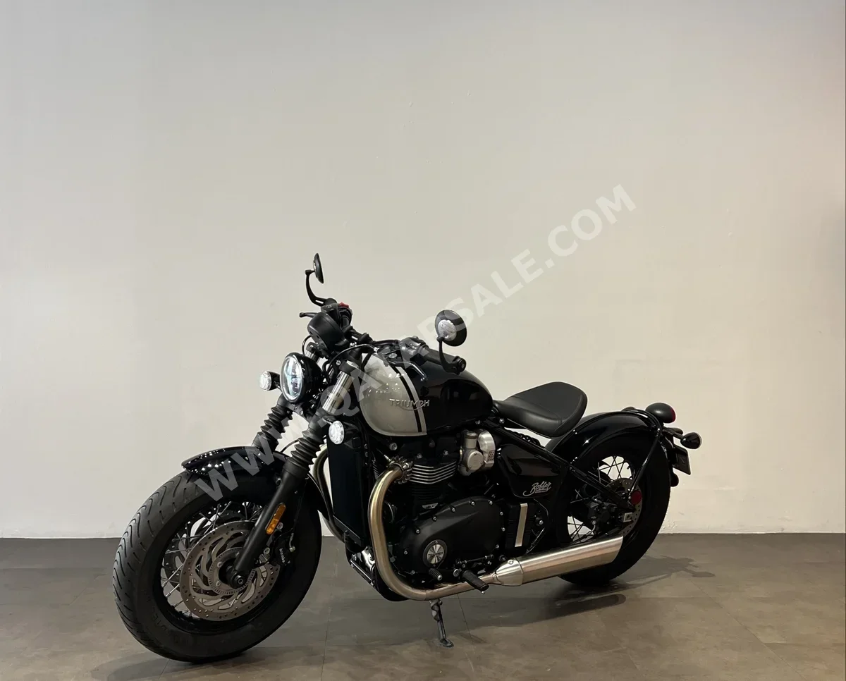 Triumph Bonneville Bobber - 2025 - Color Black For Sale in Qatar