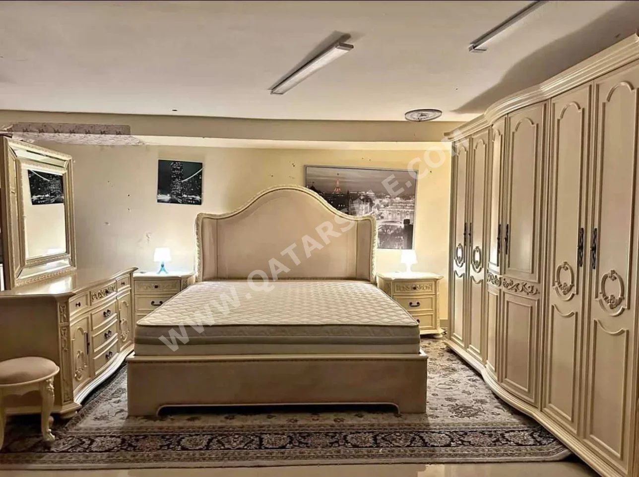 أطقم غرف نوم - طقم مكون من 6 قطع - نابكو مركز المفروشات خشب تقليدي كينج ...