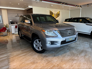 Lexus LX 570 Silver 2008 For Sale in Qatar