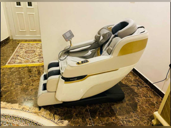 Massage Devices - Massage Chair - White With Delivery For Sale in Qatar
