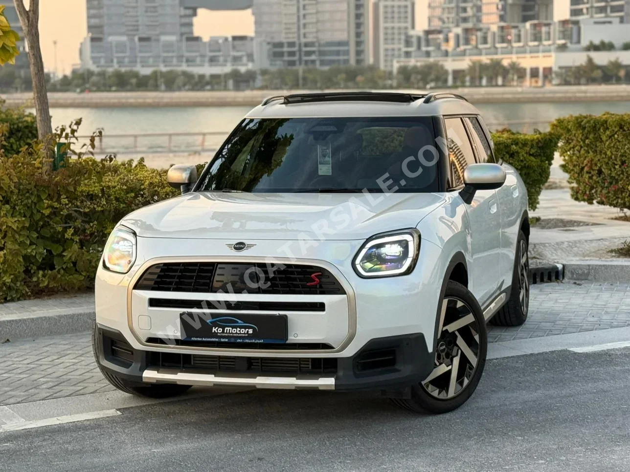 Mini Cooper CountryMan S White 2025 For Sale in Qatar