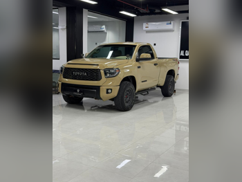 Toyota Tundra TRD Beige 2013 For Sale in Qatar