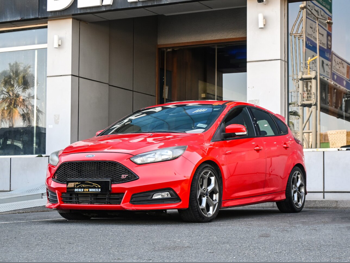 Ford Focus ST Red 2016 For Sale in Qatar