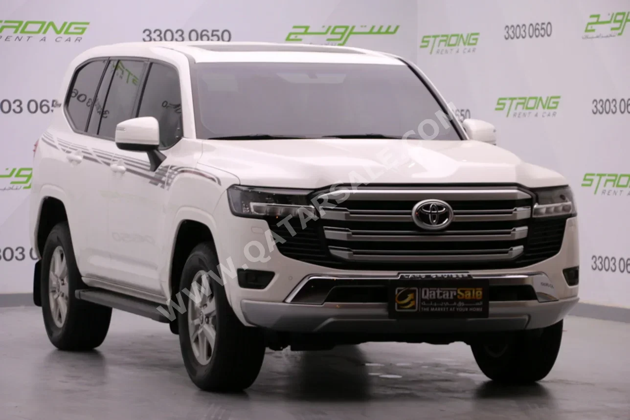 Toyota Land Cruiser GXR Twin Turbo White 2022 For Sale in Qatar