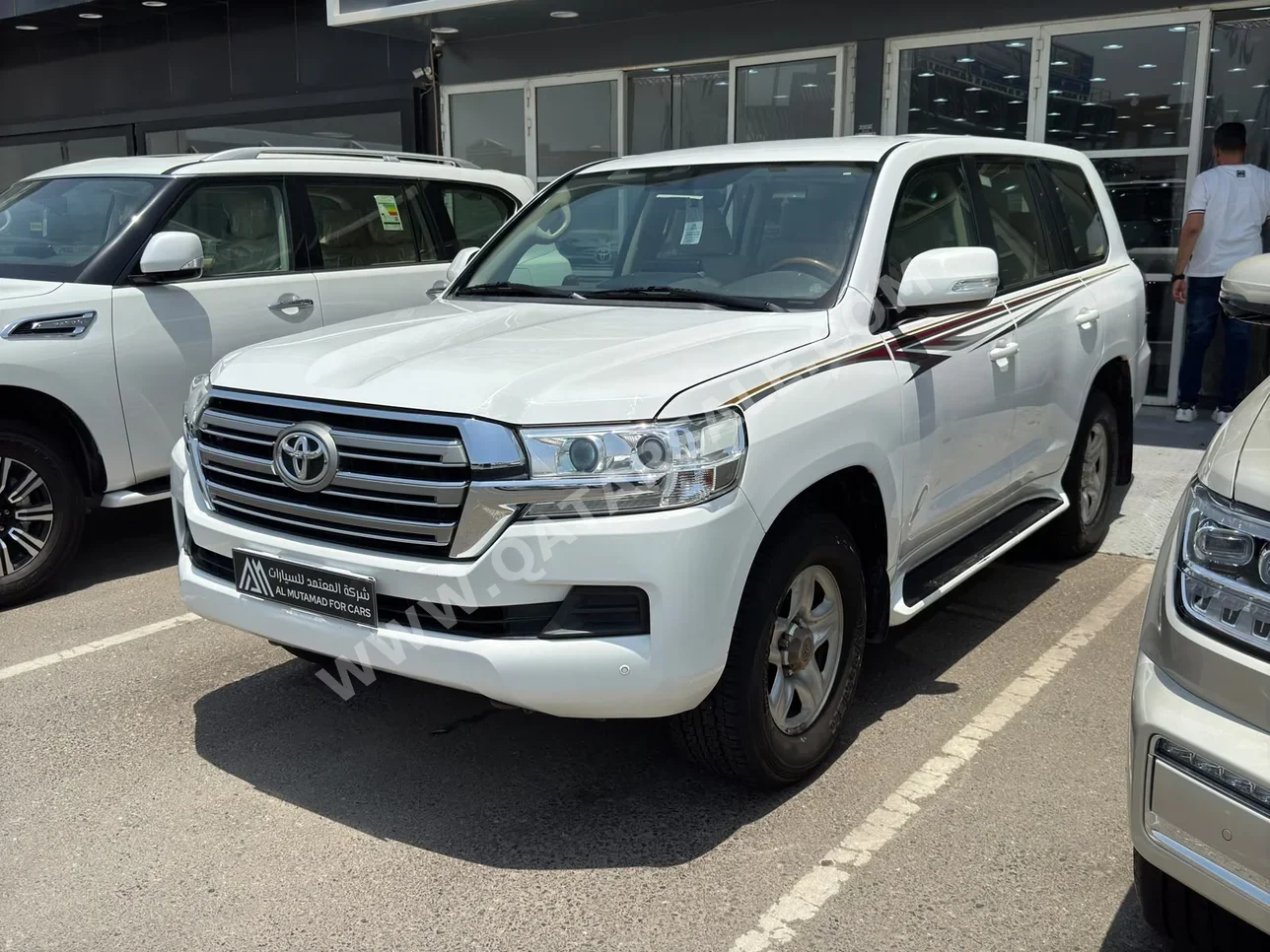 Toyota Land Cruiser GXR White 2018 For Sale in Qatar