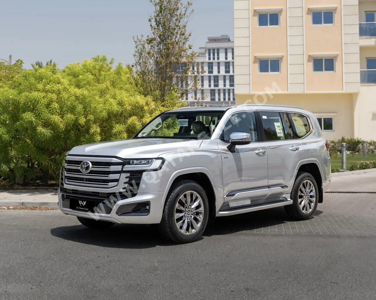 Toyota Land Cruiser VXR Twin Turbo Silver 2025 For Sale in Qatar