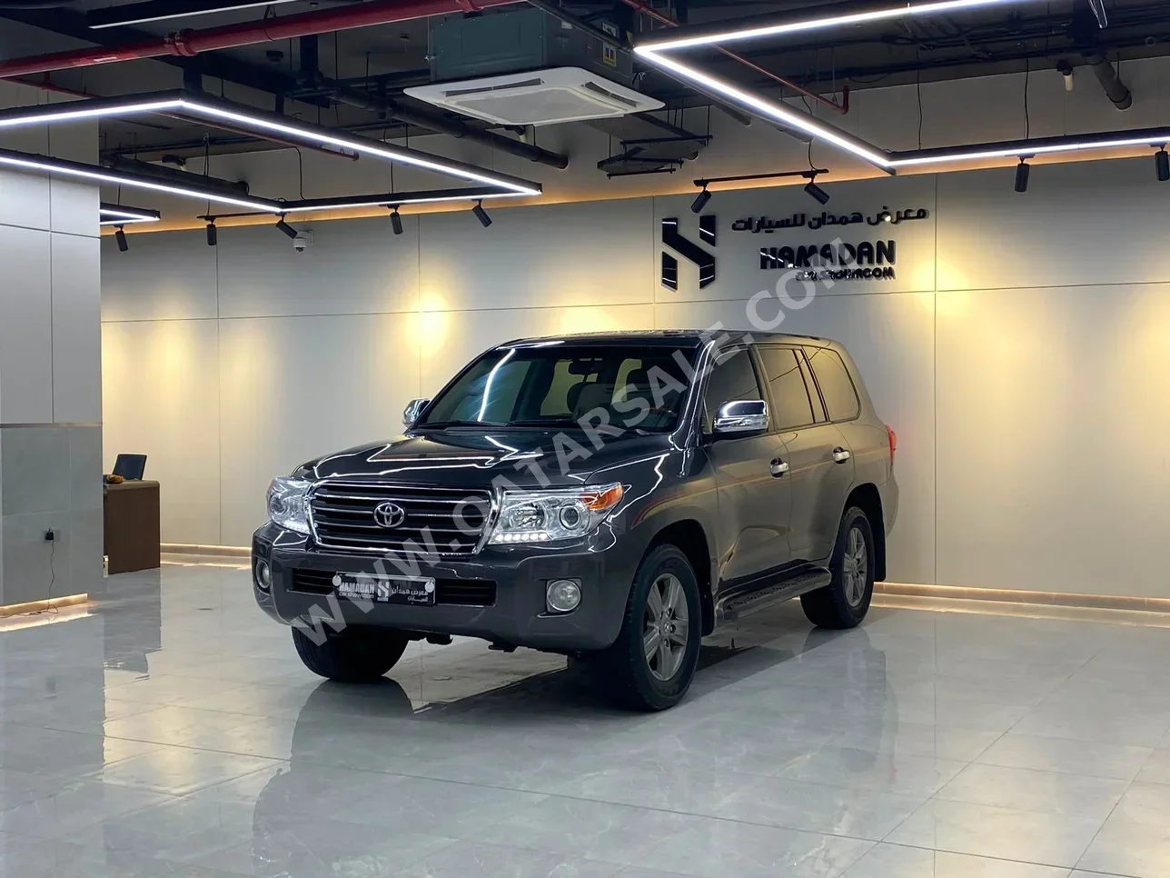 Toyota Land Cruiser GXR Gray 2012 For Sale in Qatar