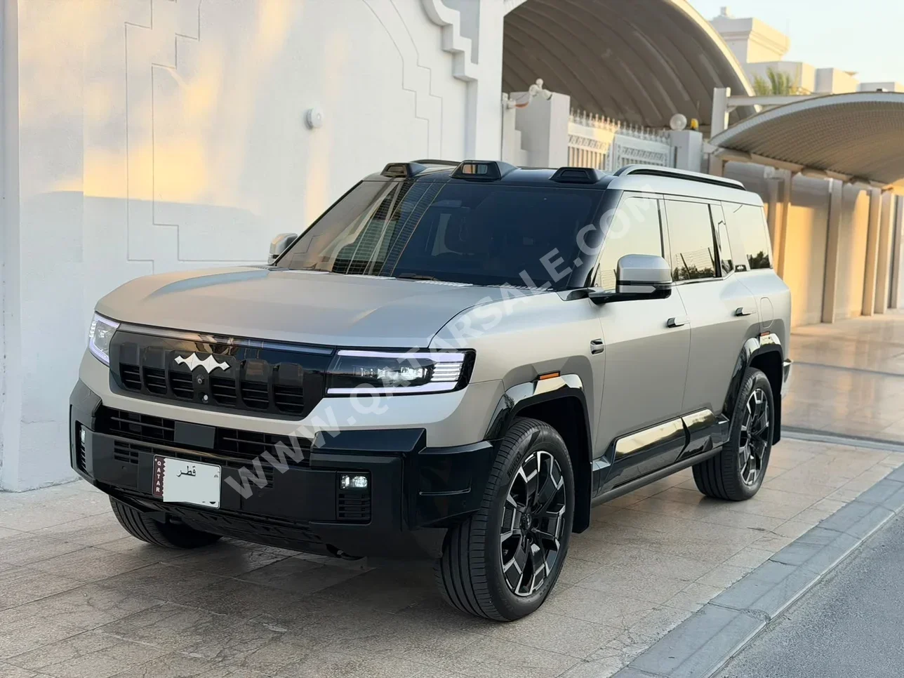 BYD Leopard 8 Flagship Gold 2026 For Sale in Qatar