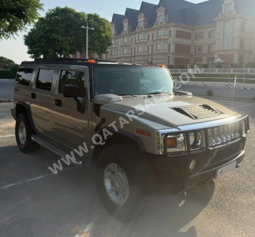 Hummer H2 Gray 2004 For Sale in Qatar